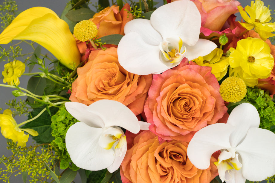 Fresh Flower Arrangements from Artsy Flora-Check our Spring Collection.